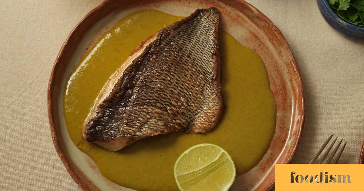 Thai fried black bream with chu chee sauce | Recipes | Foodism