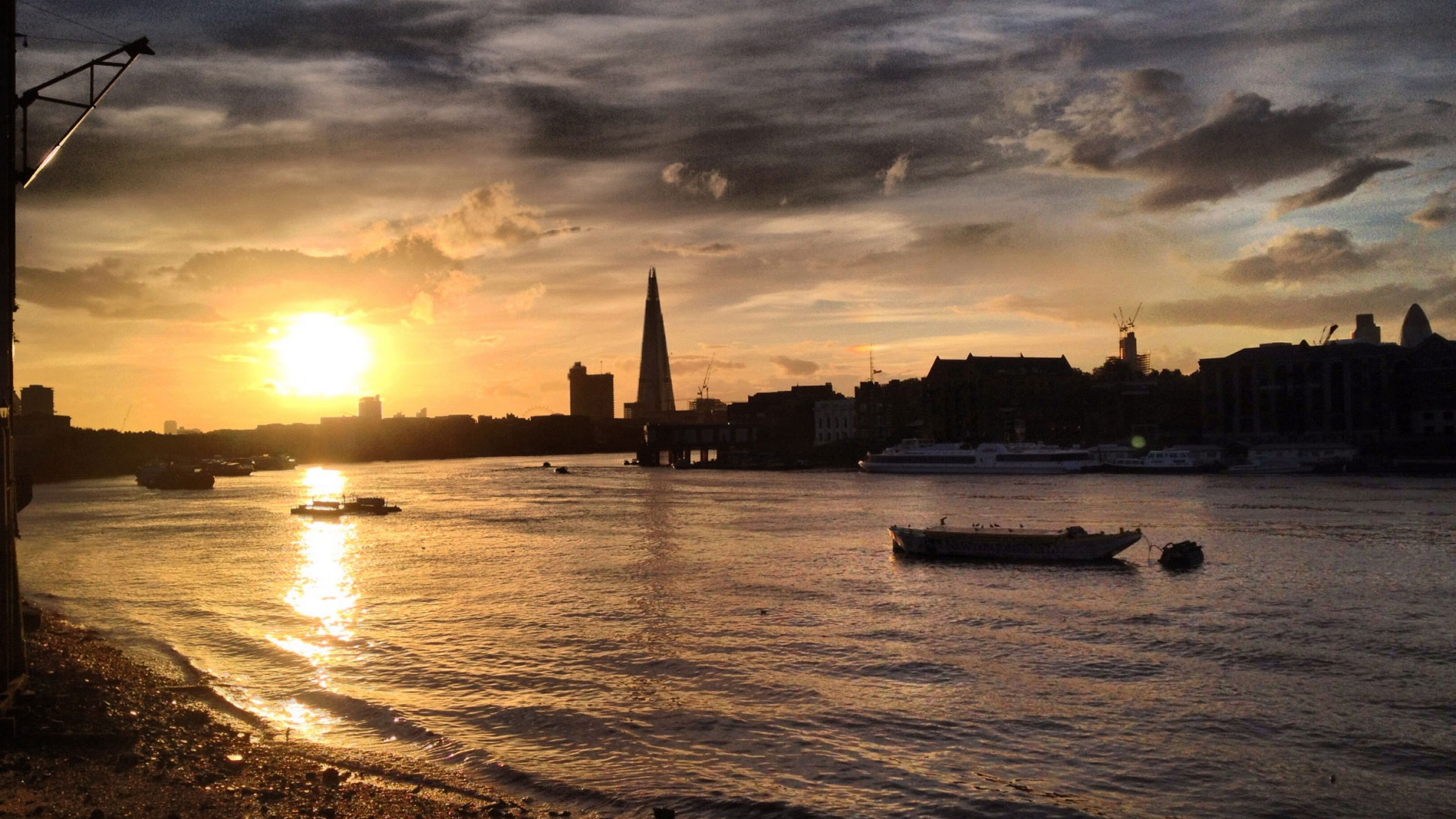 London's best riverside pubs | Foodism