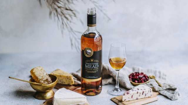 What is mead? The rise in popularity of honey wine | Foodism