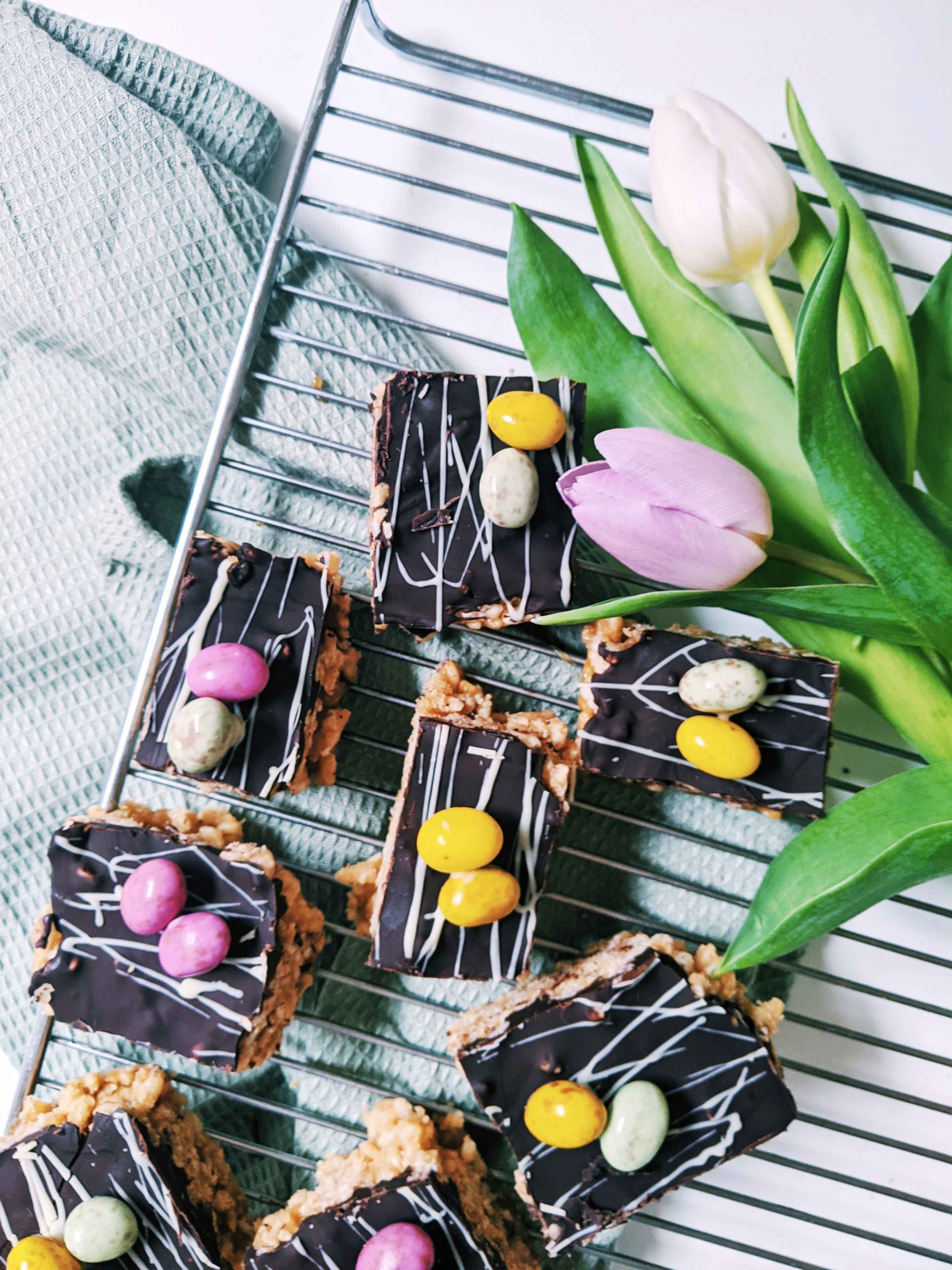 Make these vegan Easter caramel crispy cakes | Recipes | Foodism